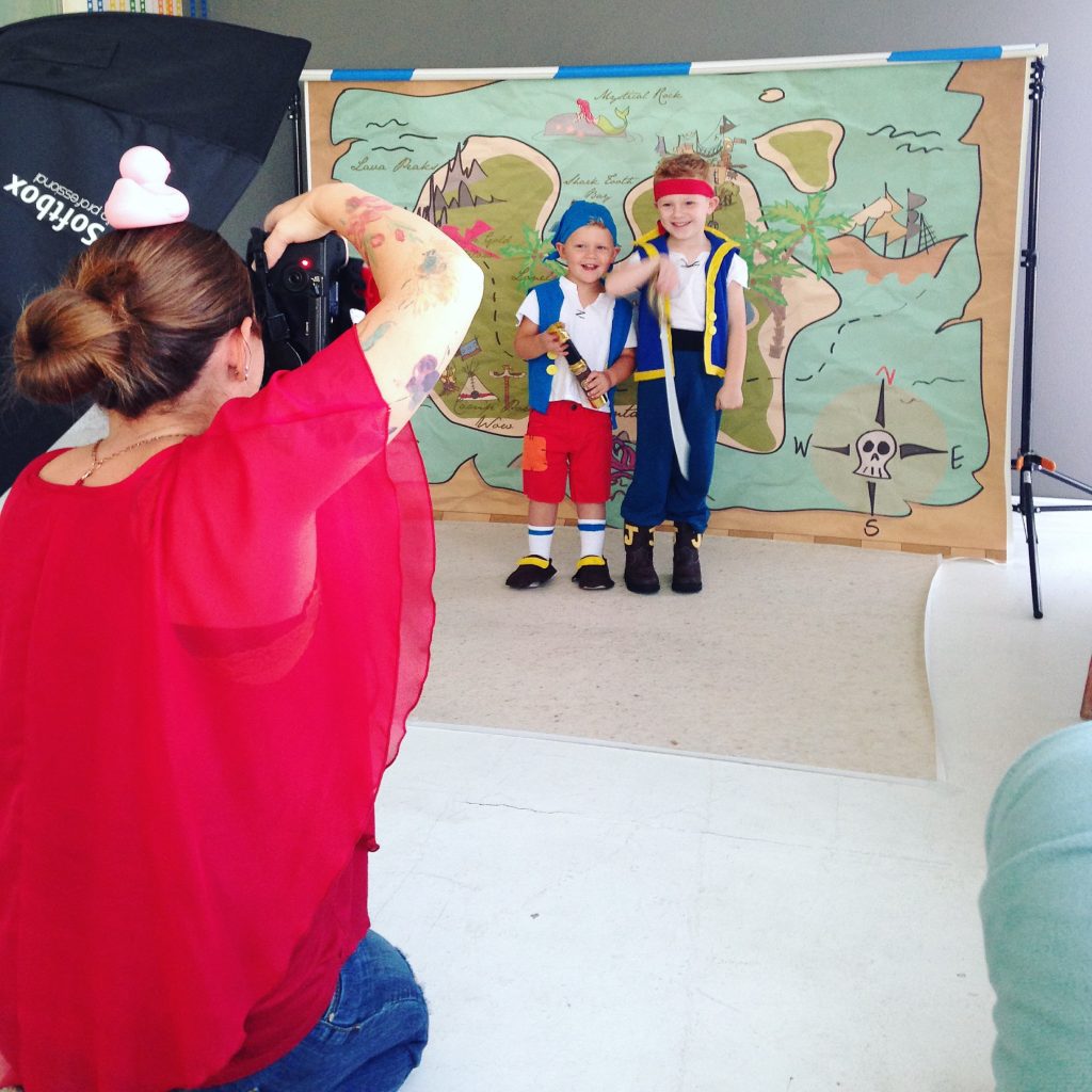 Tour the Studio » Jenn Tuttle Loveographer